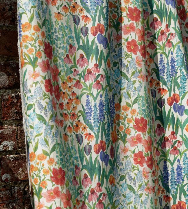 Midsummer Meadow Fabric – Lionheart Wallpaper